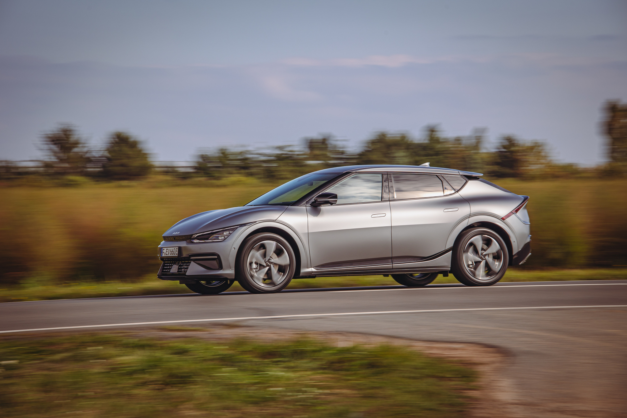 Sichere E-Autos – Automobil Club der Schweiz ACS